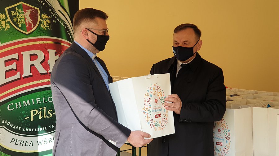200 paczek dla podopiecznych Caritas od lubelskiej "Perły ...